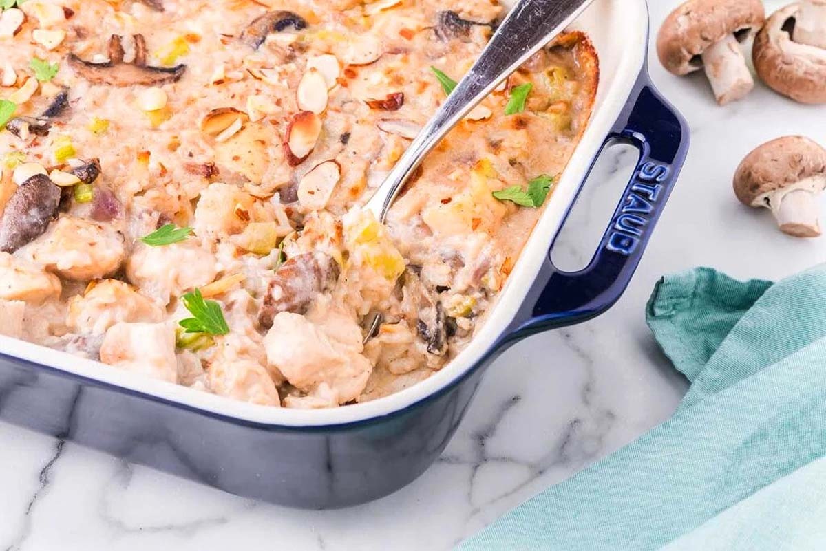 91 Scrumptious Church Casseroles Perfect for Family Potlucks - Must Eat ...