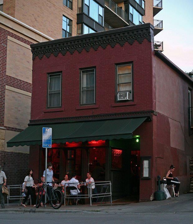 10 Best Pizza Restaurants in Madison, WI [2026 Updated] - Must Eat Food